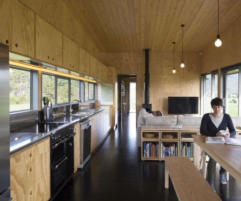 New Zealand tramping huts inspired the design of this getaway near Tairua