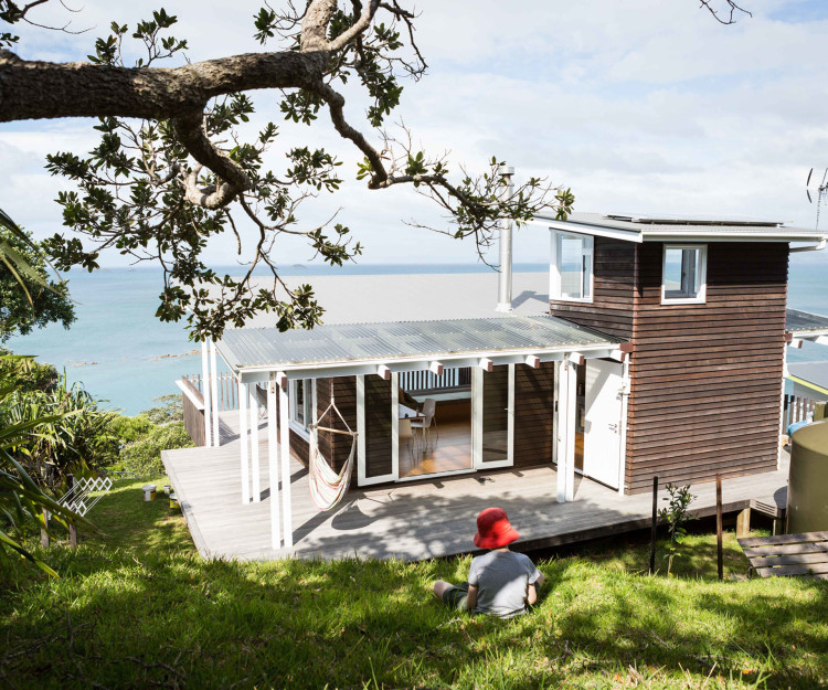 New Zealand's best new baches