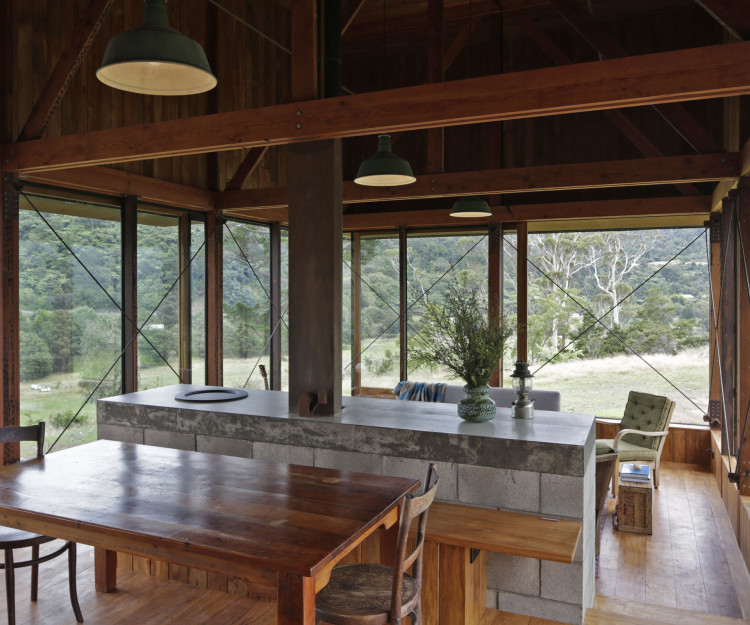 Coromandel corrugated iron home breaks with convention | HOME Magazine Coromandel corrugated iron home breaks with convention | HOME Magazine