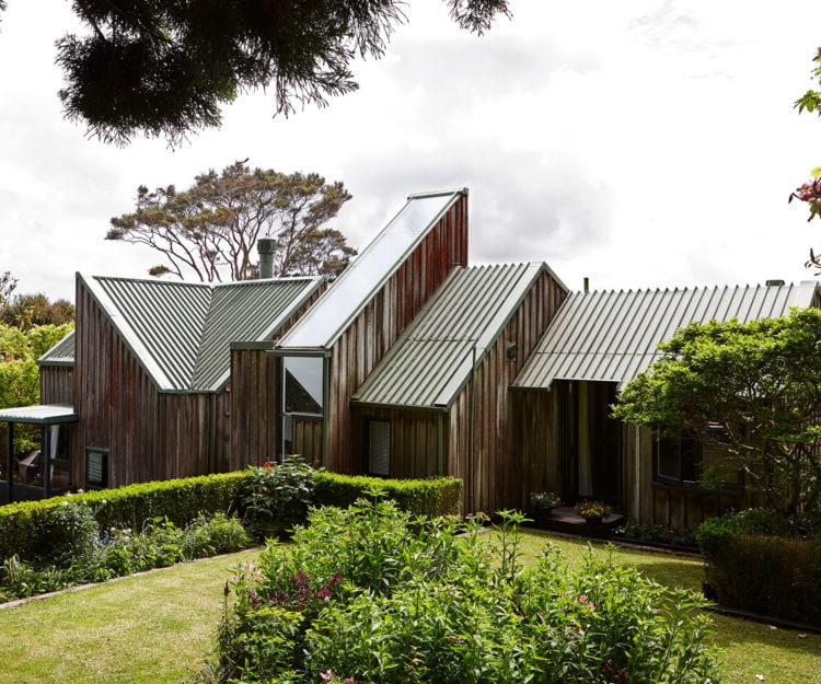 This dramatically angled house was designed to display the owner's art