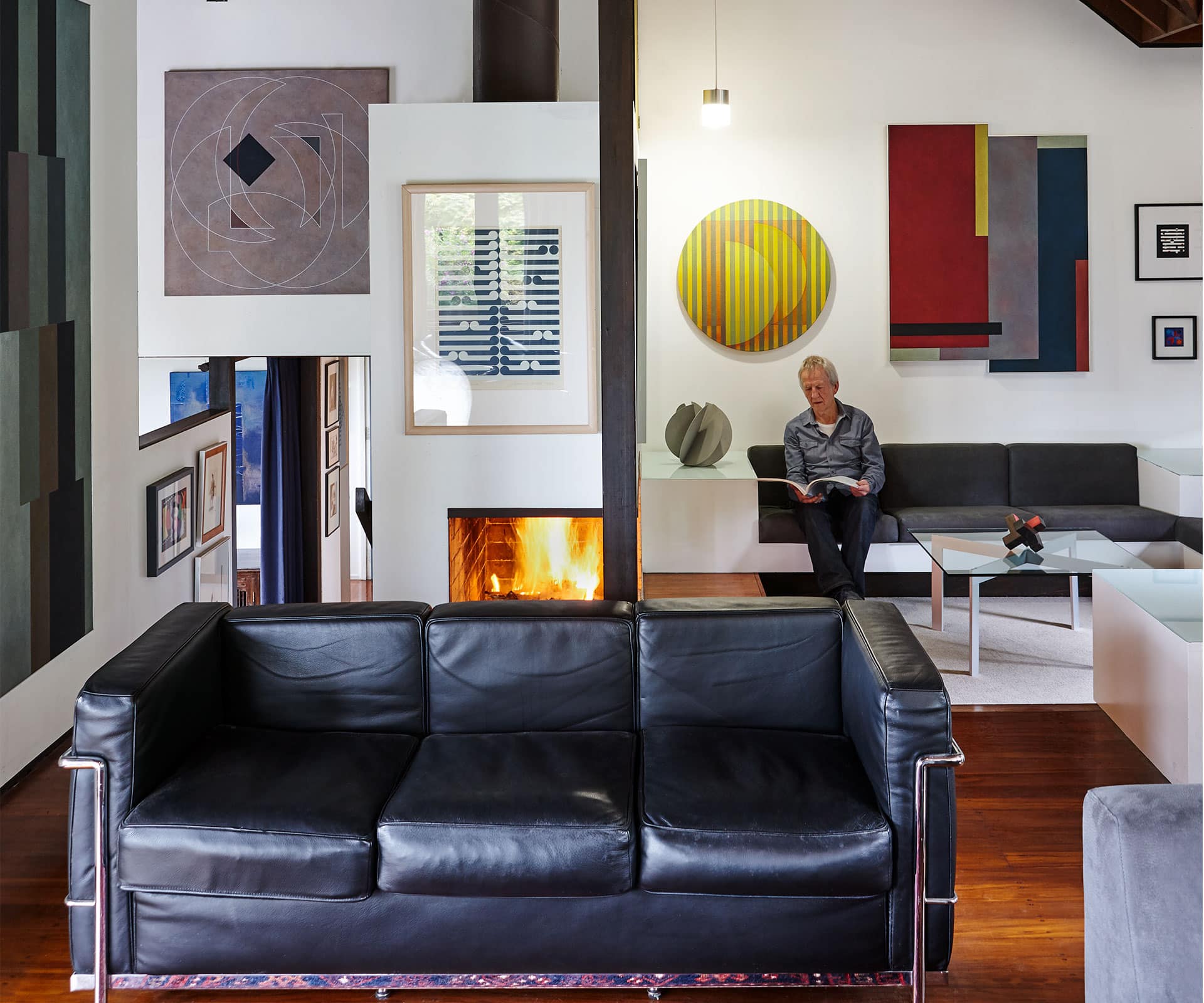 How an architect and artist worked together to design a dramatic home