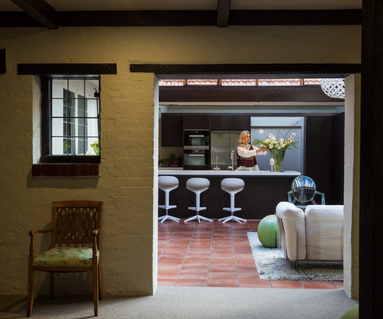 This classic Chapman-Taylor house is cleverly filled with modern pieces