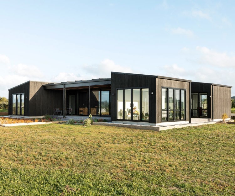 How this rural home brings a contemporary urban edge to its setting