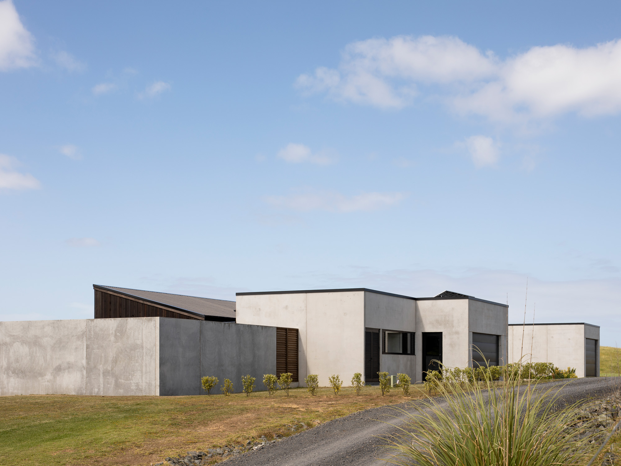 A matter of duality | JCA Studio | HOME Magazine