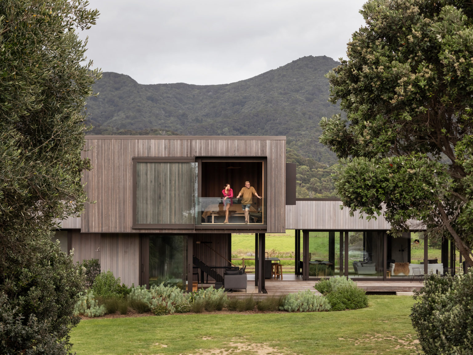 A windowless bathroom in a small apartment is given a luxurious redesign